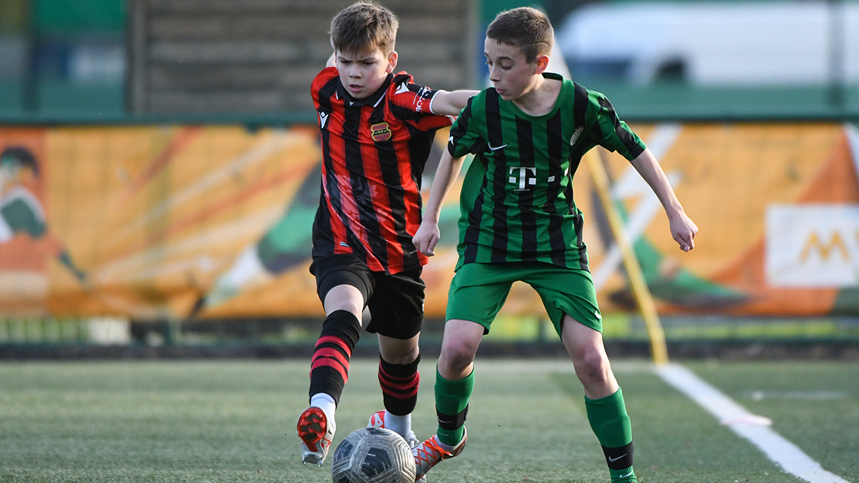 Toborzó 2024: Így dolgoznak a játékosmegfigyelők - Fradi.hu