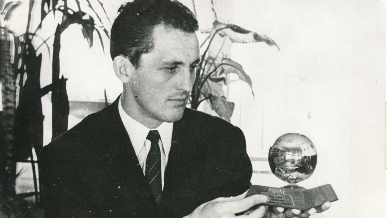 53 éve vette át az Aranylabdát Albert Flórián - Fradi.hu